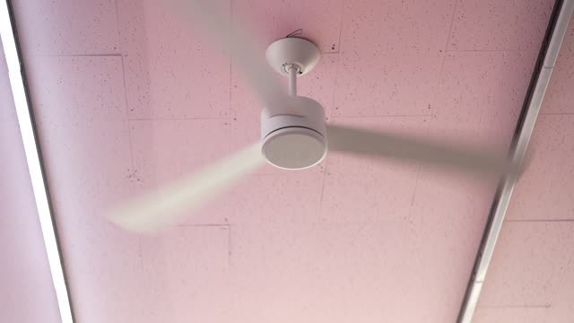 Ceiling fan, ventilator turning / South Korea 동영상 (FH230224) - 게티이미지뱅크