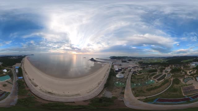 Natural scenery of Anmyeondo Island, Kkotji Beach and sunset / Taean ...