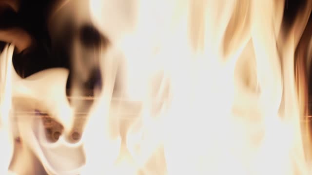 Auto campground - Burning fire and spacing out while staring at ...