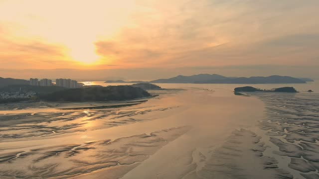 Jung-gu, Yeongjongdo Island, Midan City, Ongjin-gun, mud flat ...