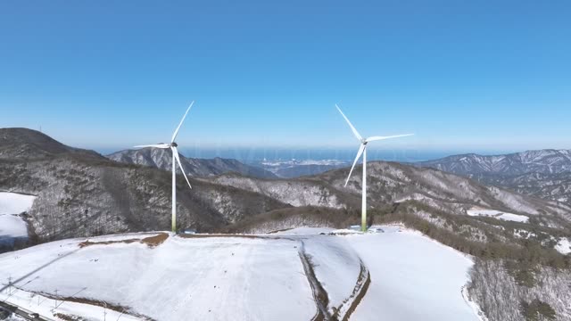 Anbandegi Village, wind power plant and surroundings / Pyeongchang-gun ...