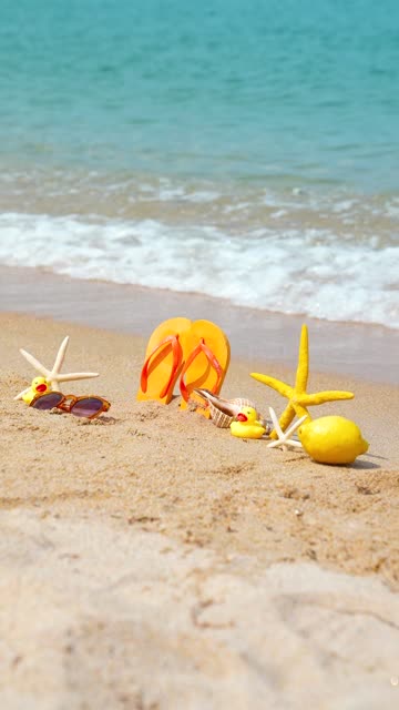Summer Beach - Lots of yellow stuffs and waves in beach / South Korea ...