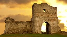 Ruined gates of cossack castle at sunset (VID_2275295) - 게티이미지뱅크