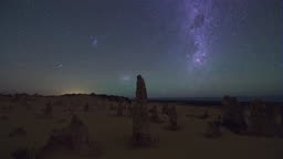 Natural scenery of Nambung National Park, pinnacles, night sky, galaxy ...