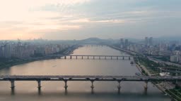 Han River, Seongsudaegyo Bridge, Yeongdongdaegyo Bridge ...