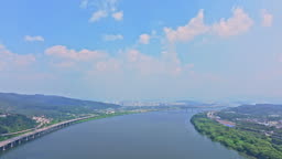 Seoul, Han River, Gwangjin-gu, Gangdong-gu, Guri-si, Amsa Bridge ...