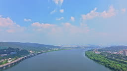 Seoul, Han River, Gwangjin-gu, Gangdong-gu, Guri-si, Amsa Bridge ...