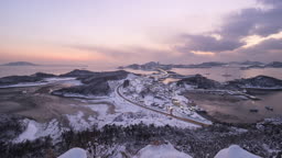 Jeonbuk-do, Gunsan-si, winter scenery around Gogunsangundo area ...